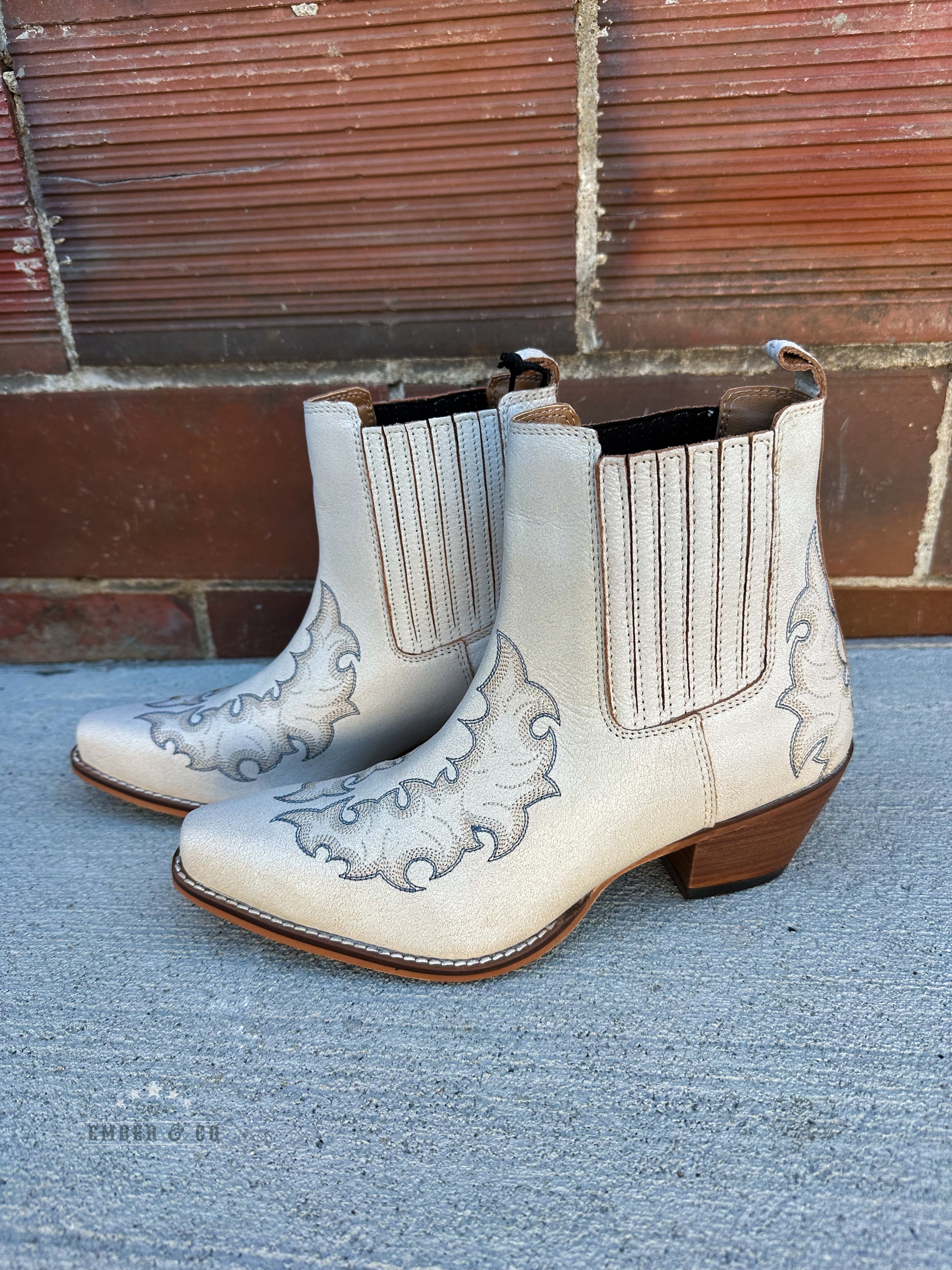 Darling Ranch Booties – Ember and Co
